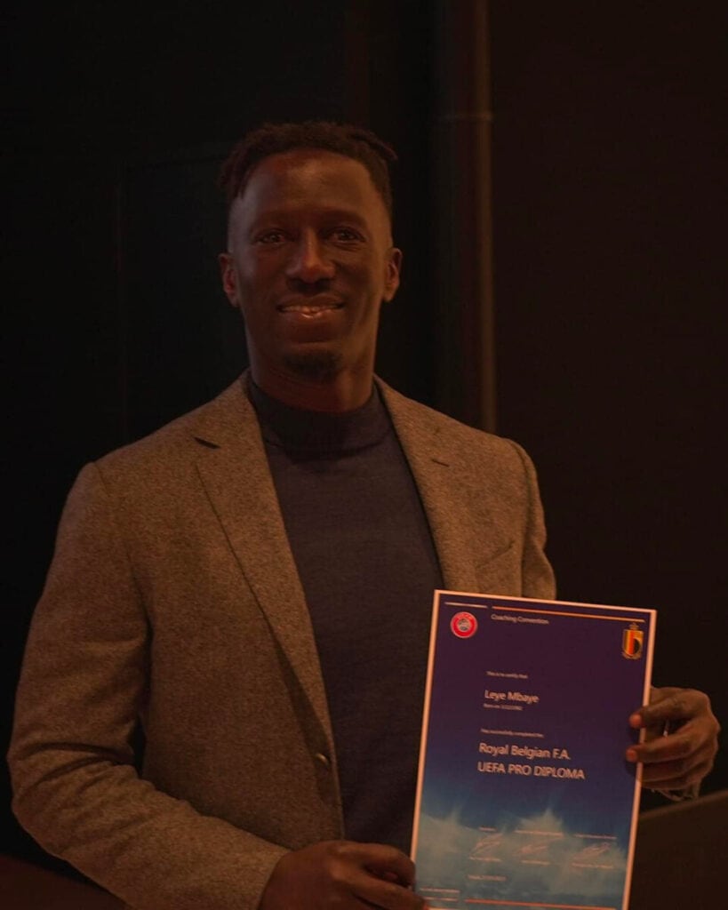 Belgique - Mbaye Lèye a obtenu son diplôme d'entraîneur PRO UEFA ...