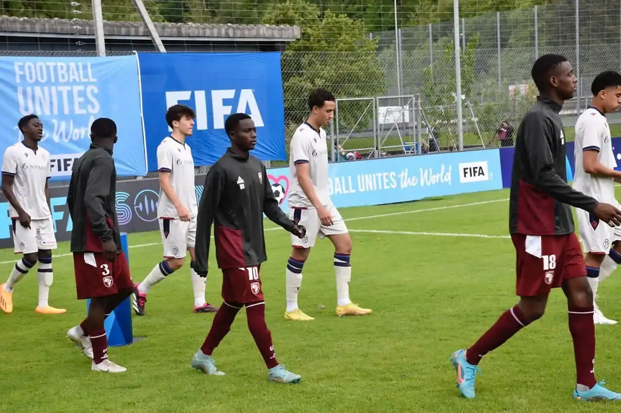 Blue Stars/FIFA Youth Cup : Génération Foot chute lourdement contre le ...